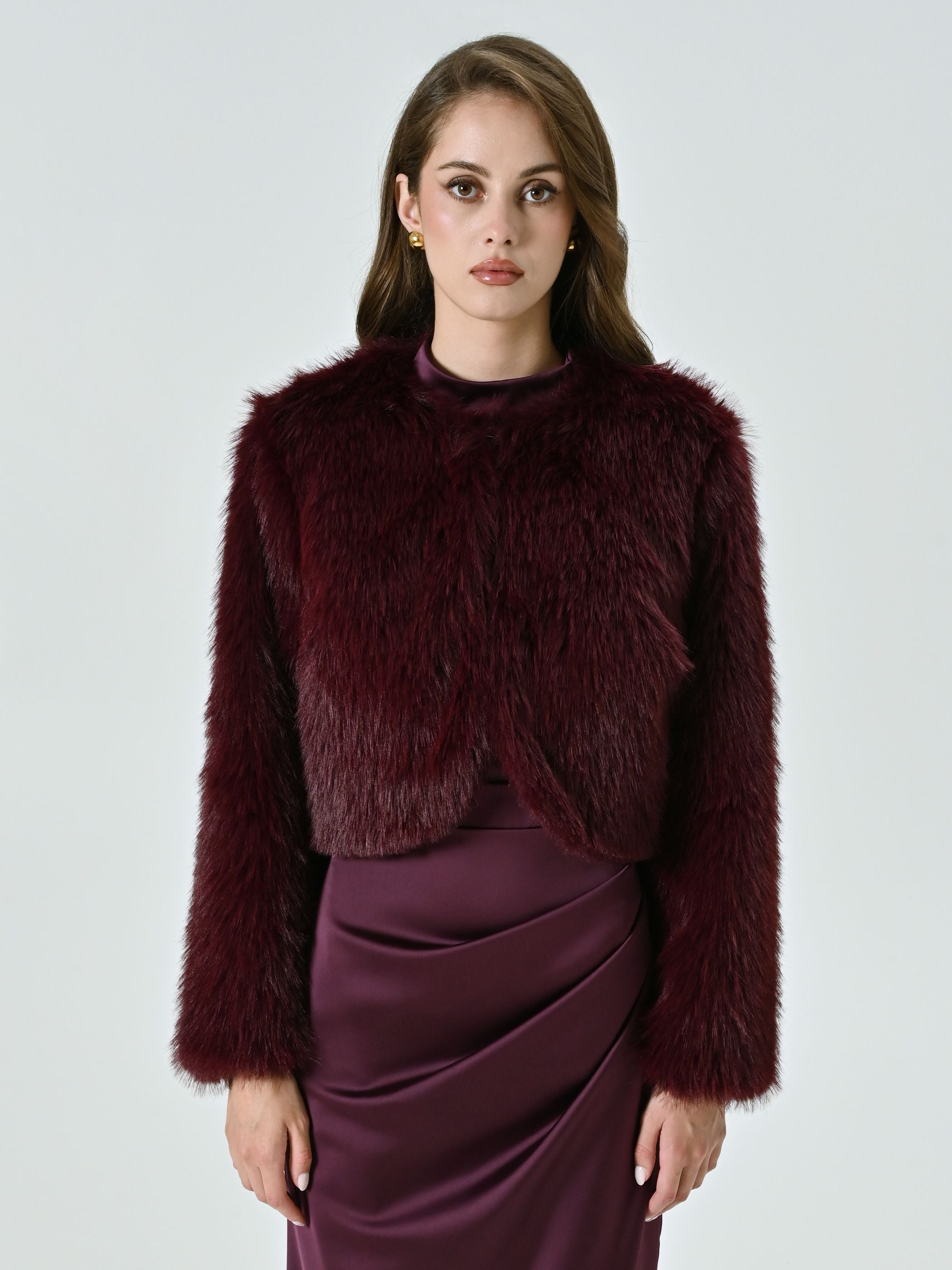 Veste courte bordeaux effet fourrure – Rinascimento